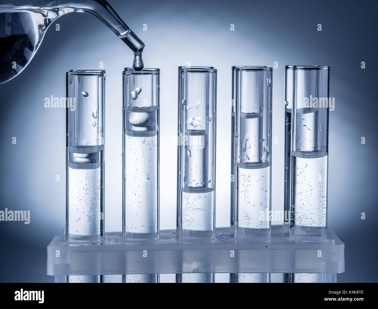 Monochromatics hi-res stock photography and images - Alamy