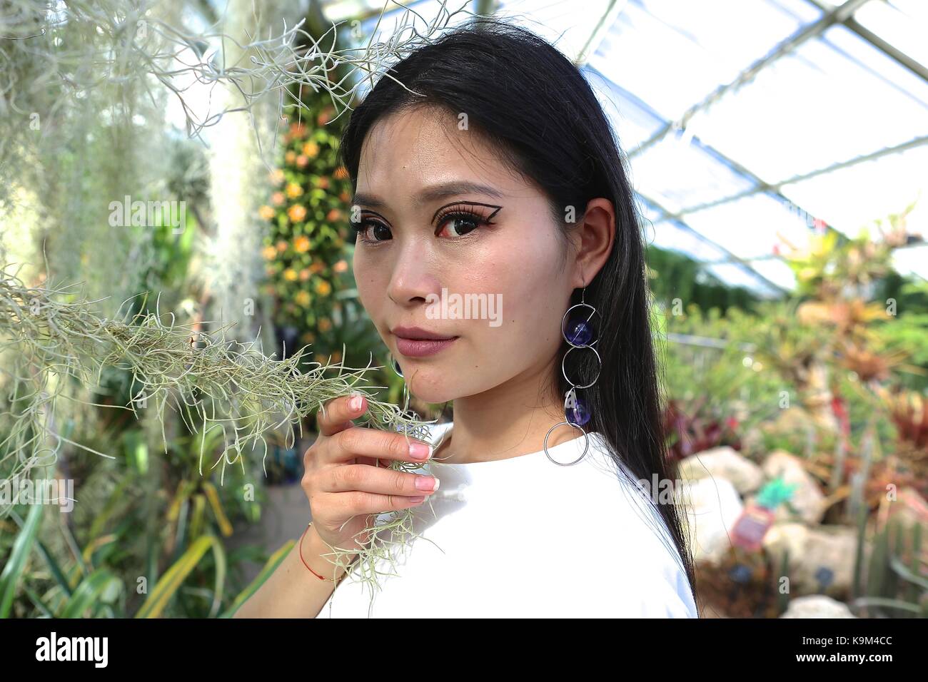 Beijing Beauty Catwalk Model Stock Photo - Alamy