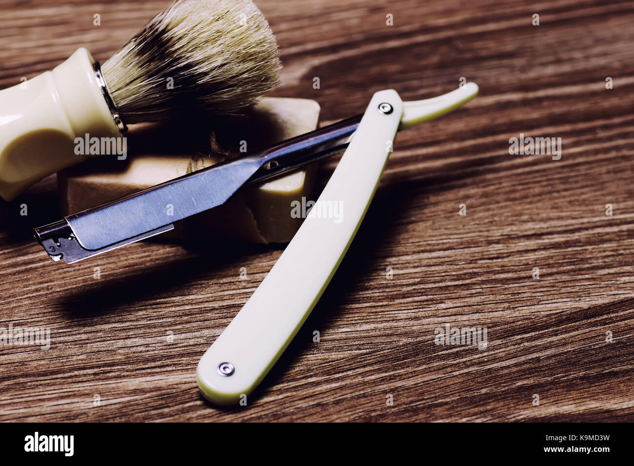 razor sharp soap brush retro Stock Photo - Alamy