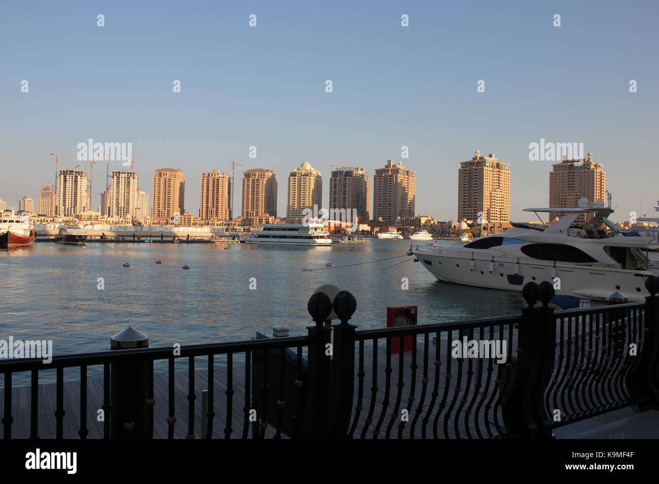 The Pearl, Doha, Qatar Stock Photo - Alamy