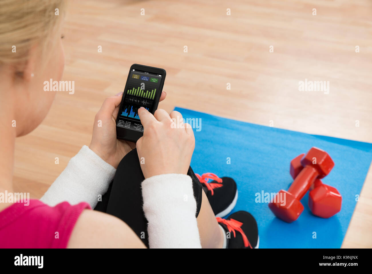 Pulse rate hi-res stock photography and images - Alamy