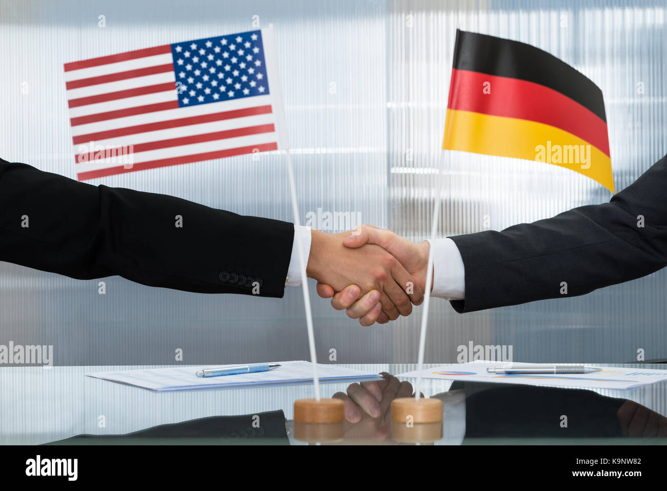 German american relationship hi-res stock photography and images - Alamy