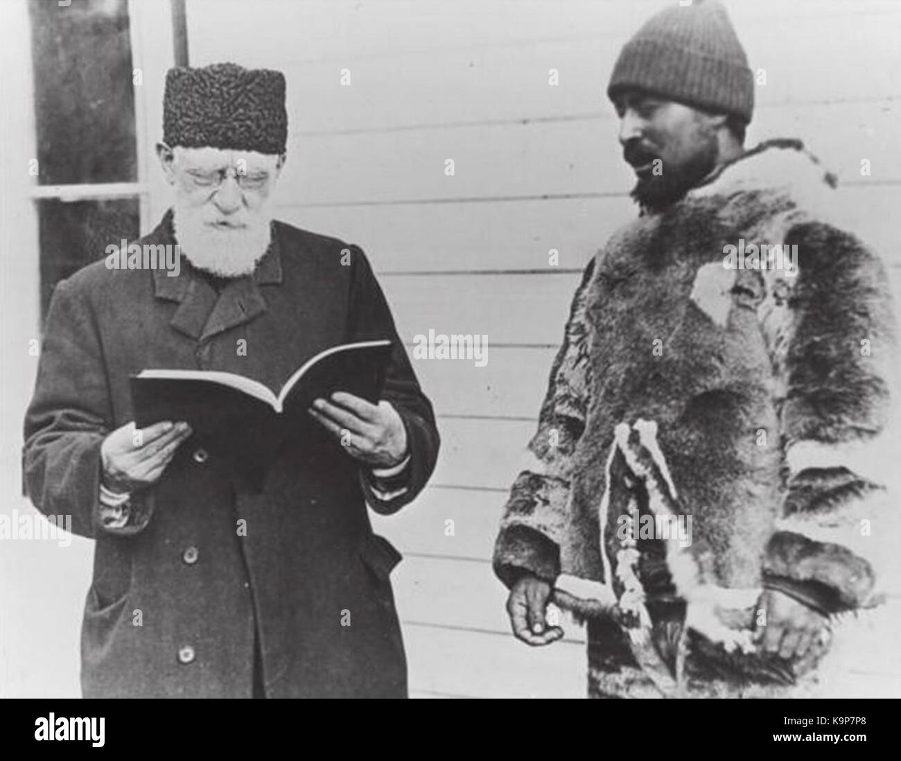 Peck and Inuk Stock Photo - Alamy