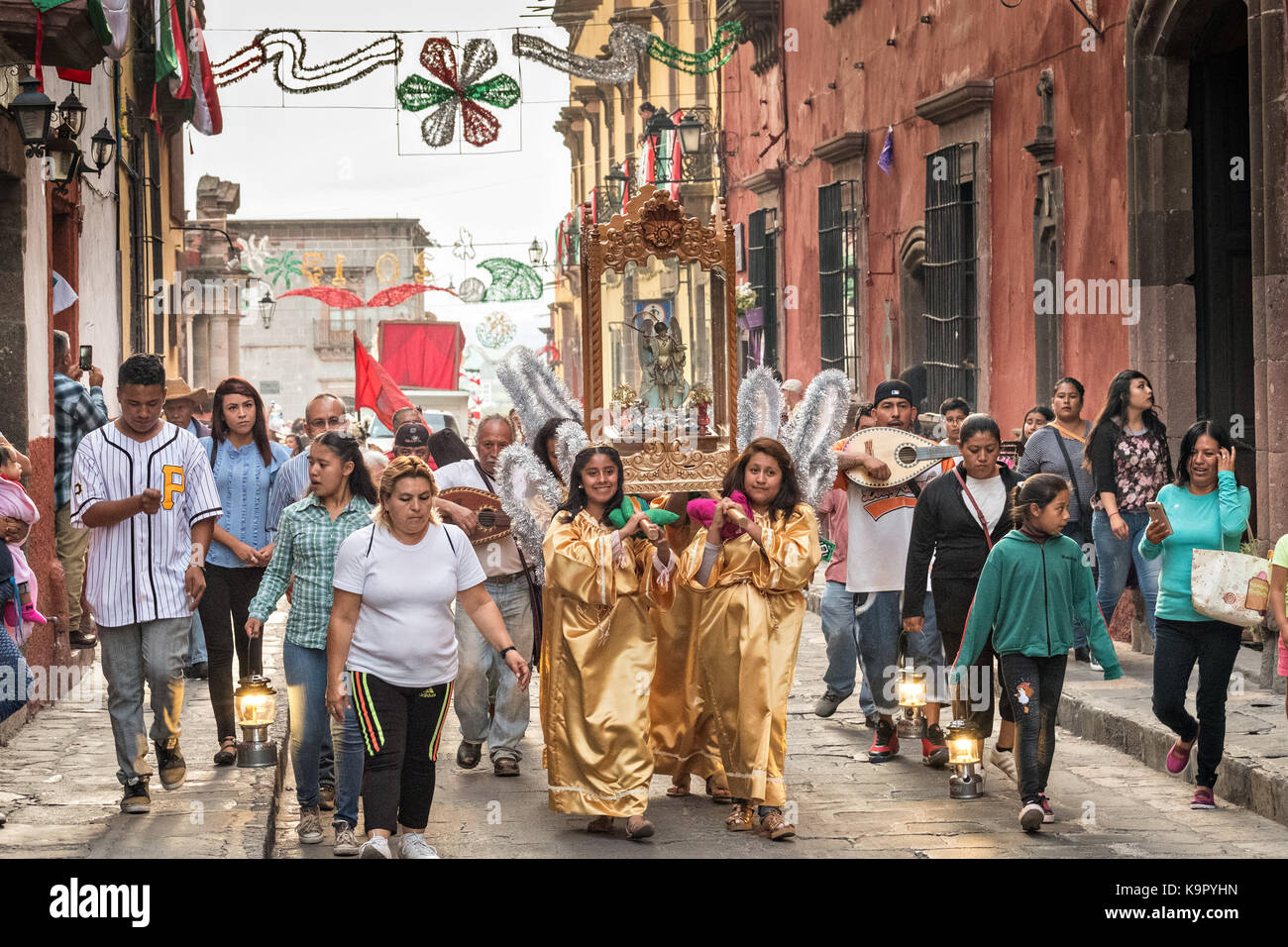 Mexico angels parade festival hi-res stock photography and images - Alamy