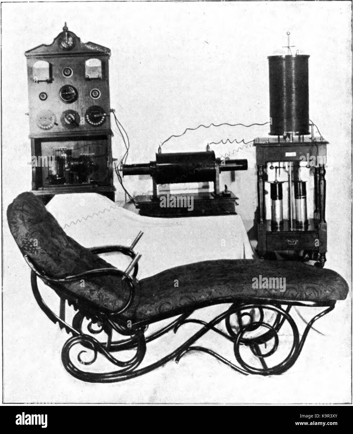 Therapeutic apparatus Black and White Stock Photos & Images - Alamy