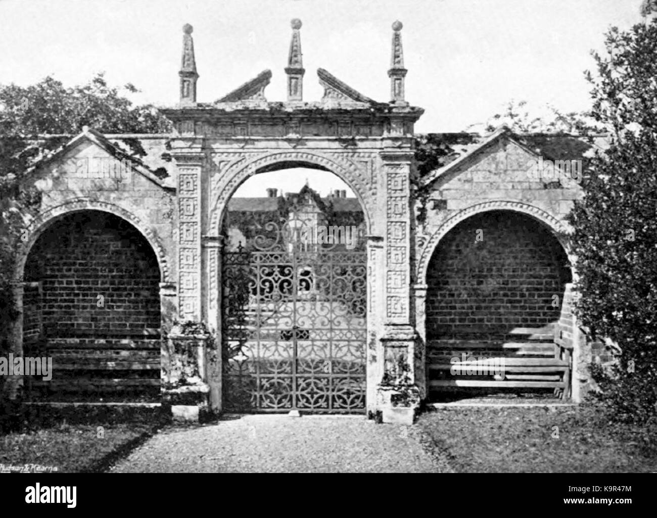 Postern gate hi-res stock photography and images - Alamy