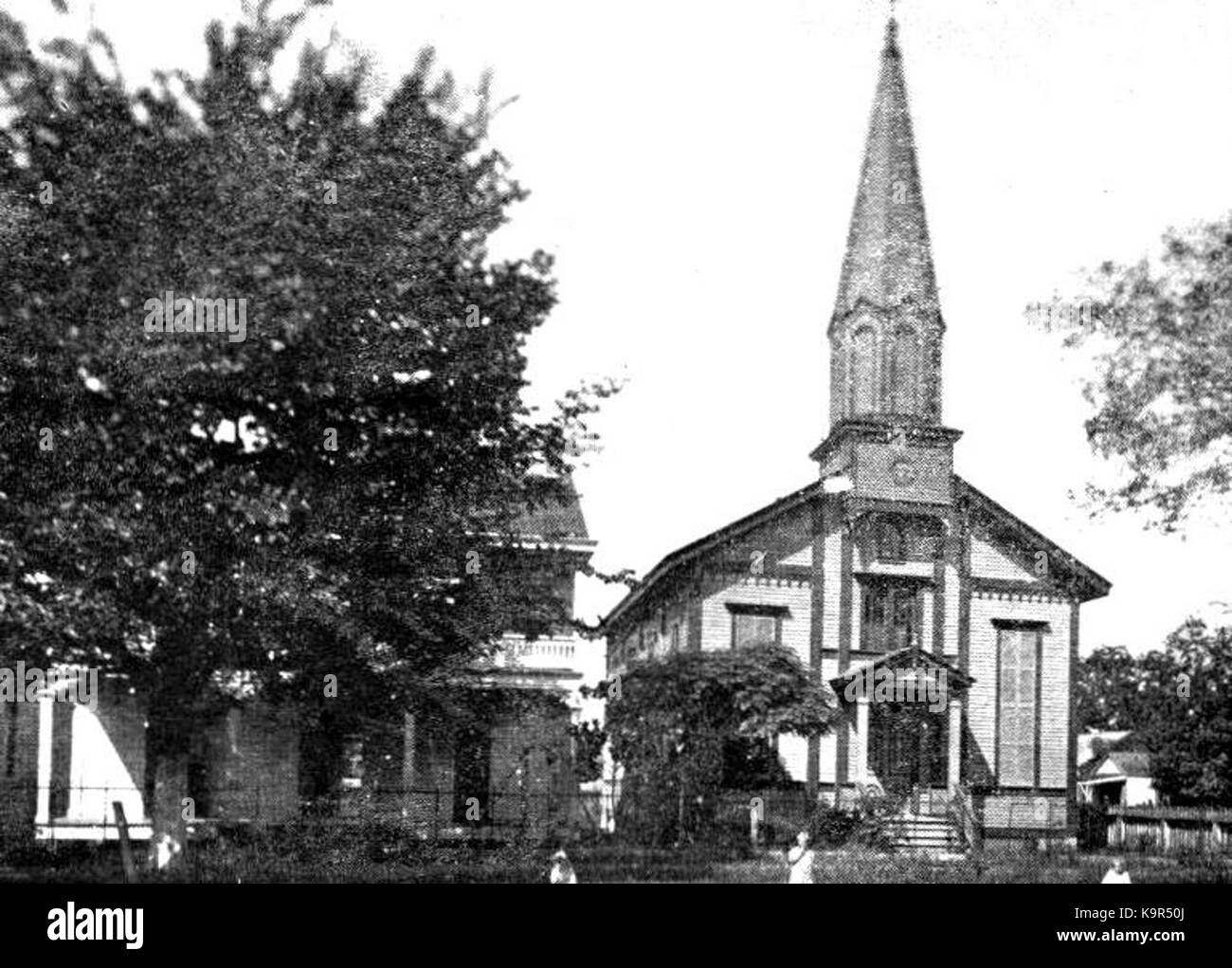 Pharr Chapel Methodist Church and its attached parsonage are part of ...