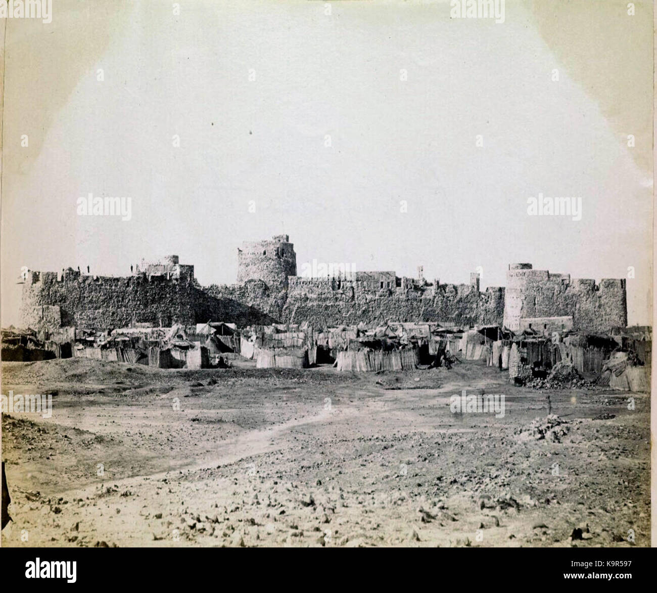 Bahrain fort map hi-res stock photography and images - Alamy