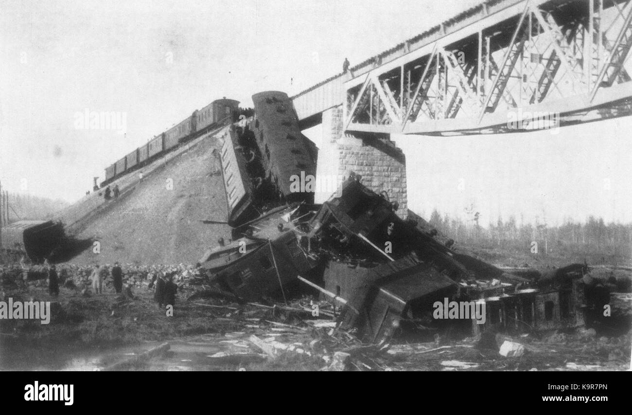 Wrecked train hi-res stock photography and images - Alamy