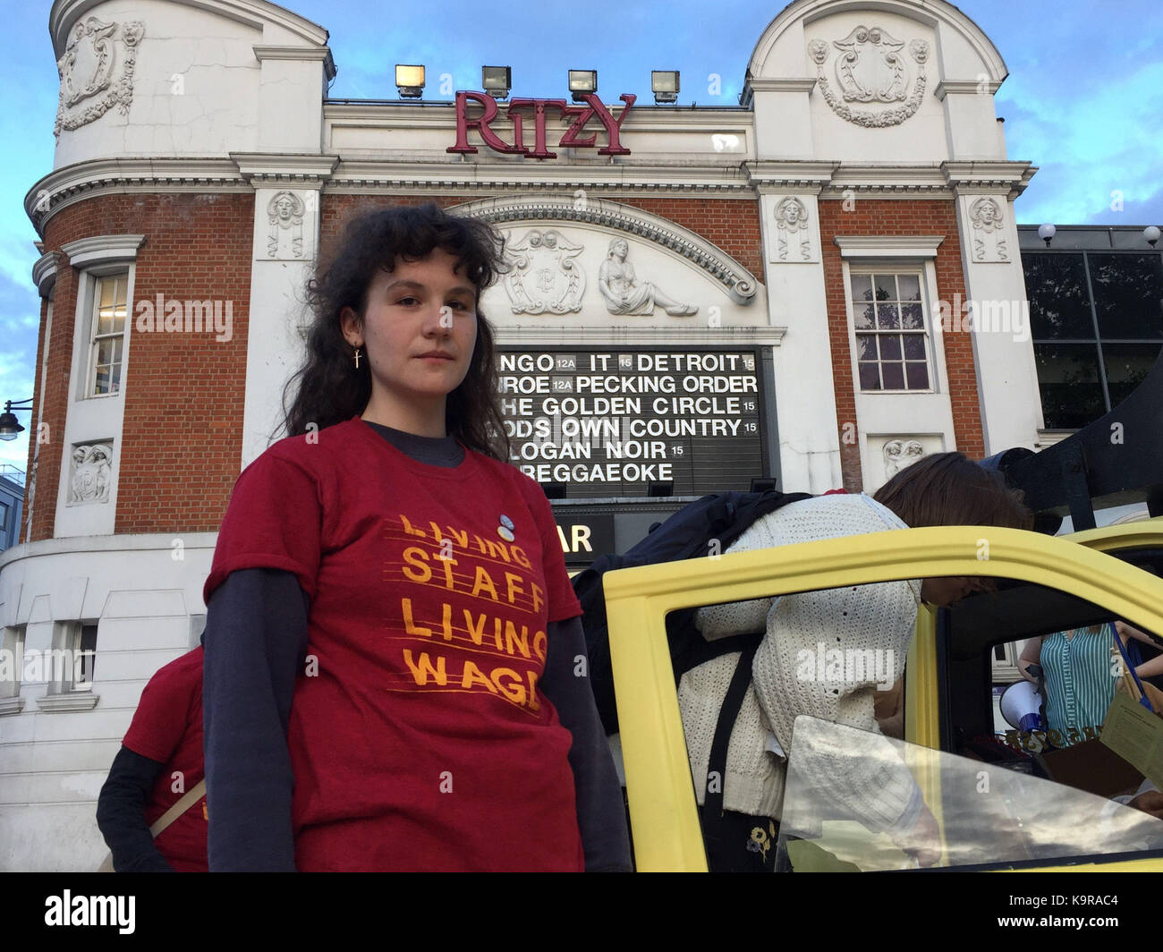 Cinema workers hi-res stock photography and images - Alamy
