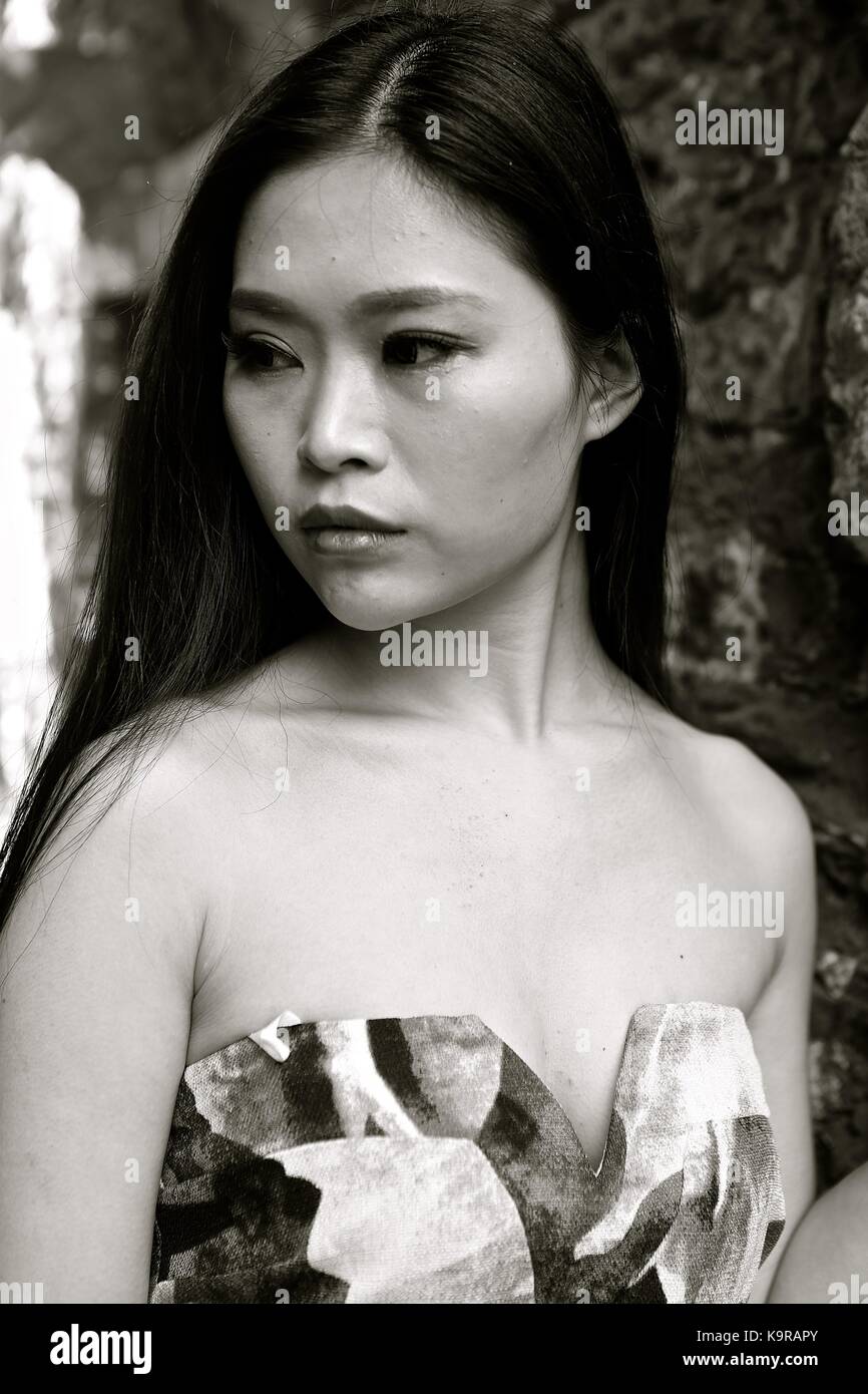 Chinese Model In Kew Gardens High Resolution Stock Photography and ...