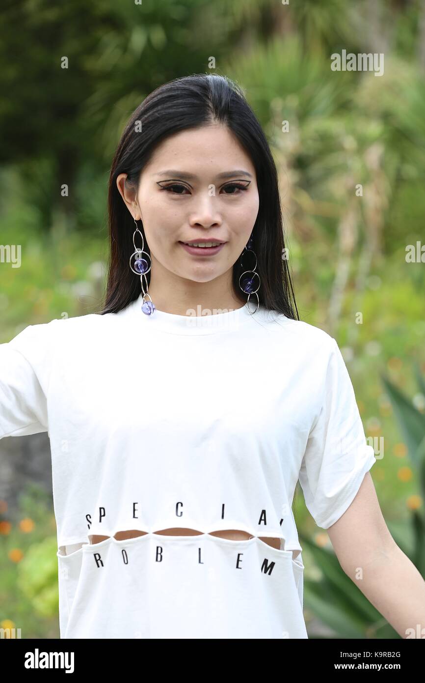 Chinese Model Stock Photo - Alamy