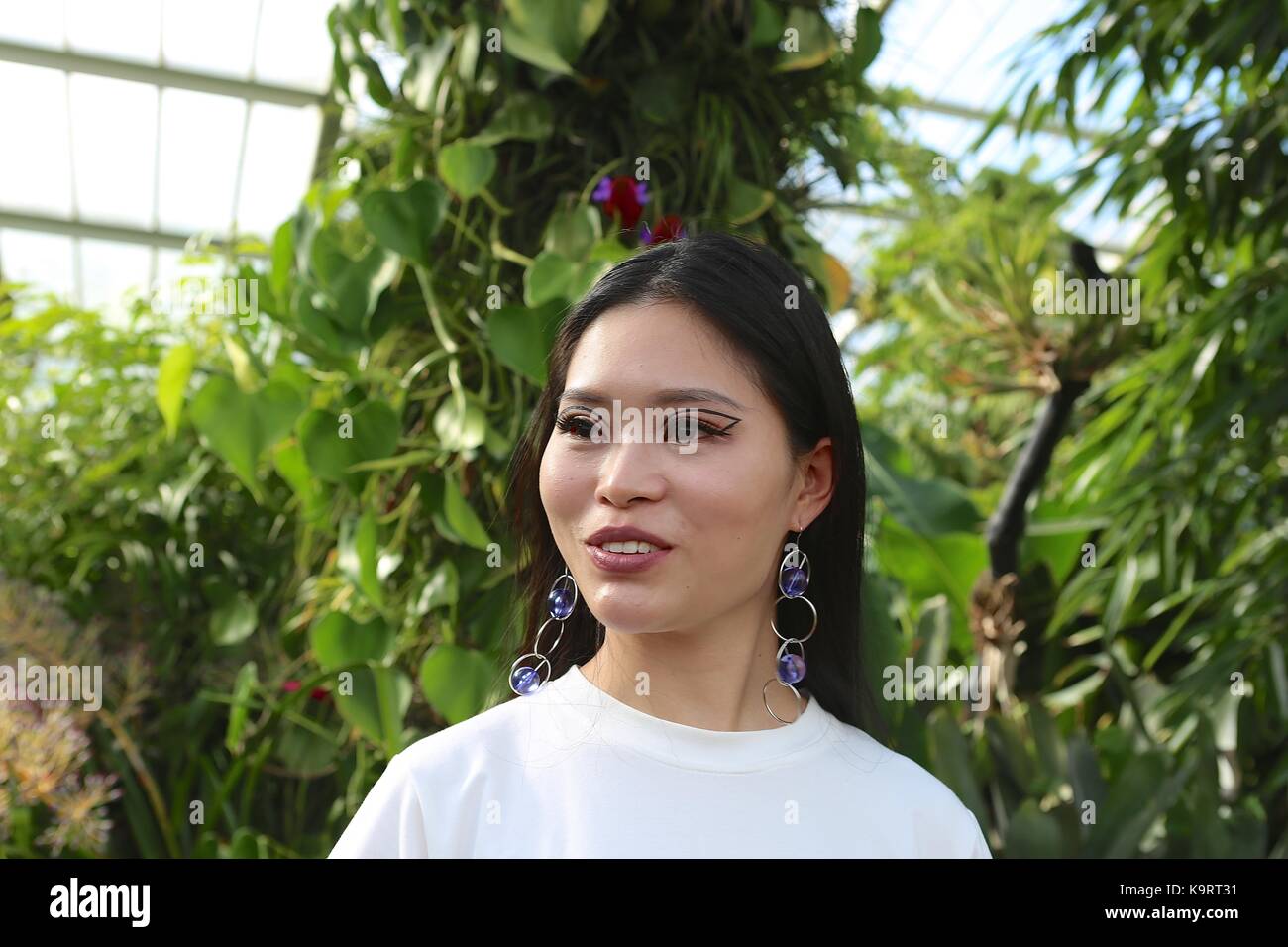 Chinese Model Stock Photo - Alamy