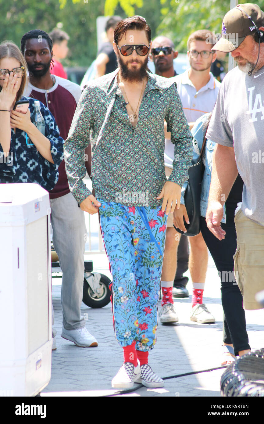 Jared Leto arrives for his interview on the entertainment show 'Extra ...