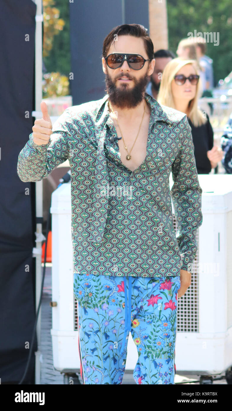 Jared Leto arrives for his interview on the entertainment show 'Extra ...