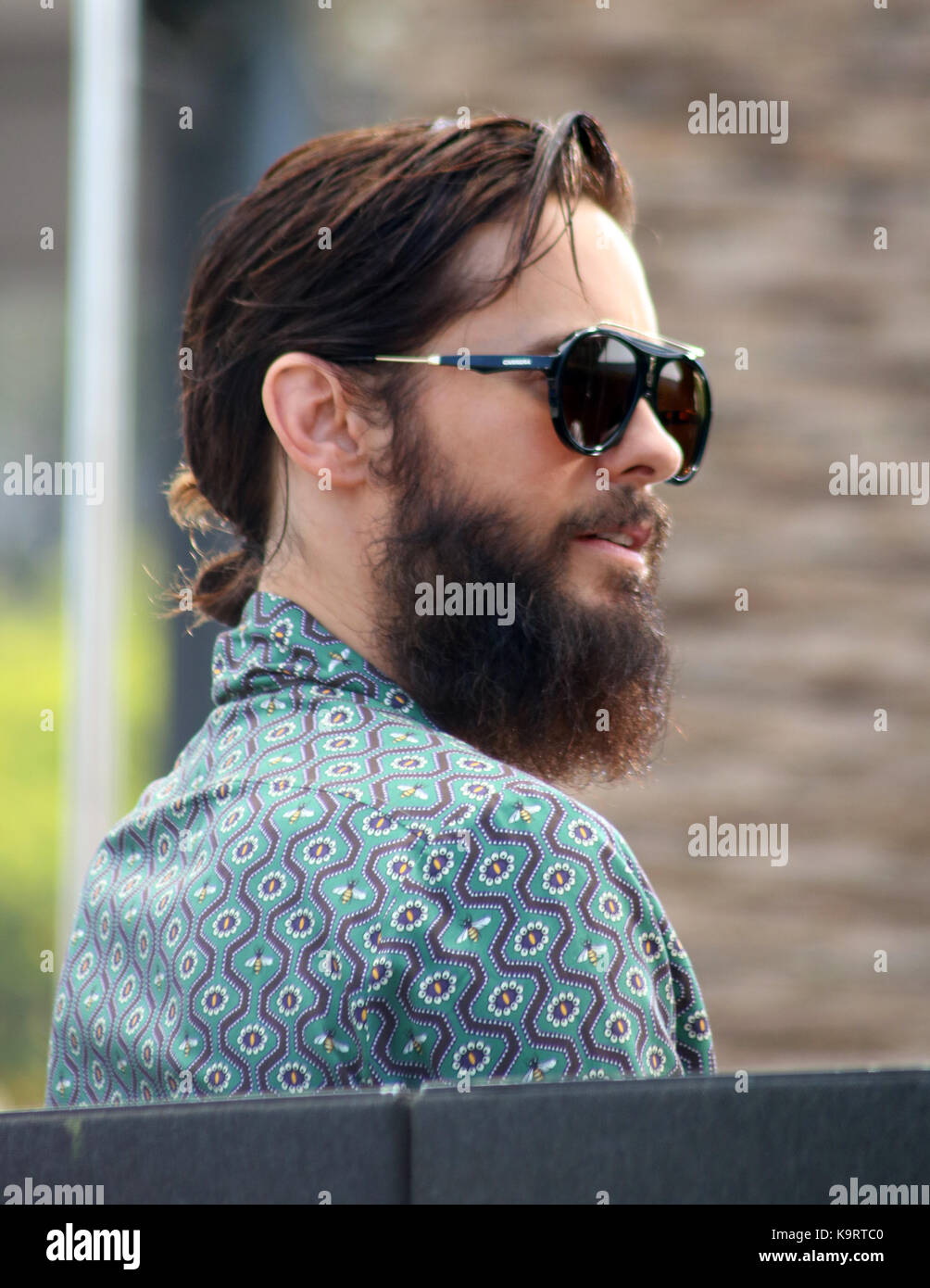 Jared Leto arrives for his interview on the entertainment show 'Extra ...
