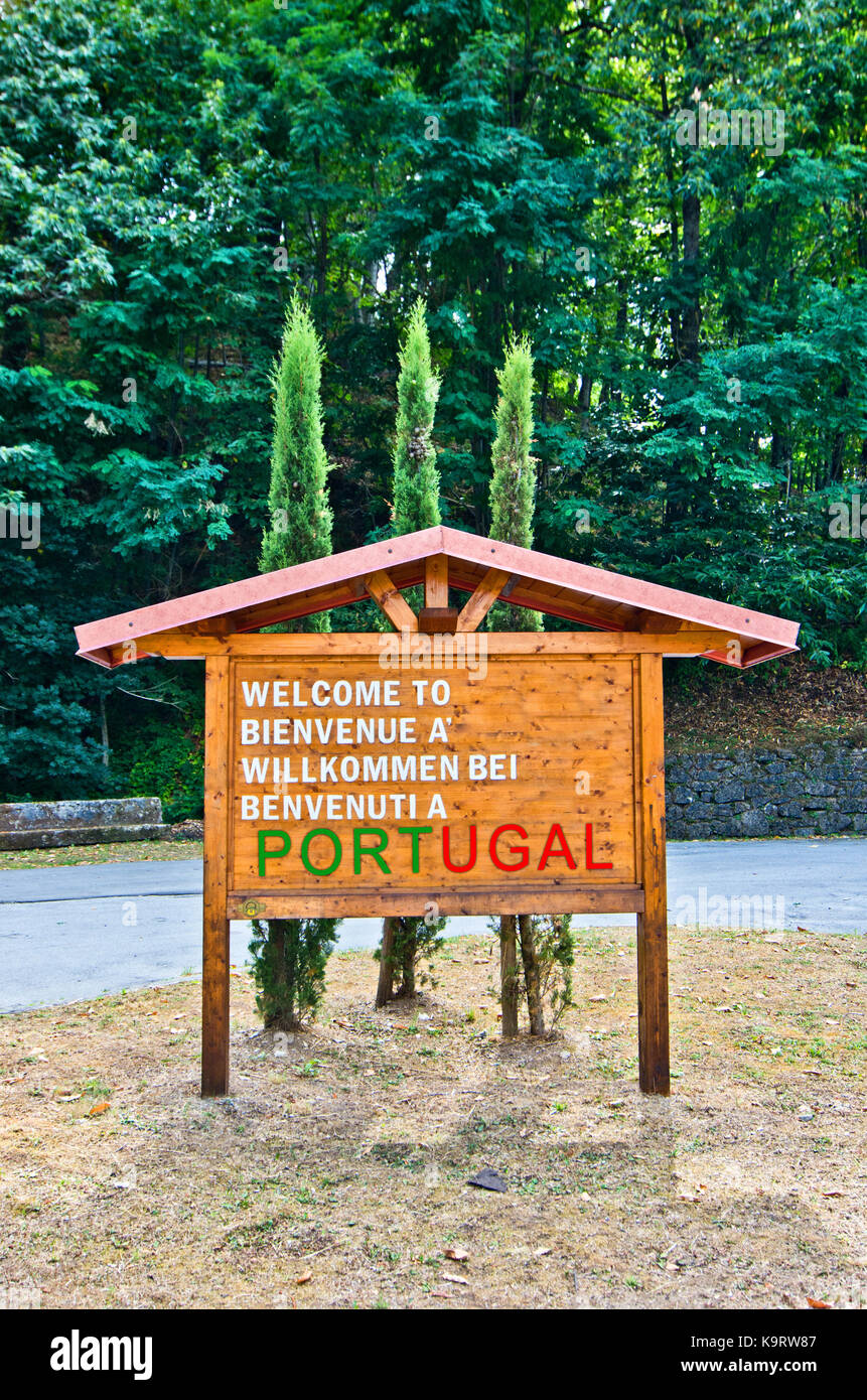 Welcome to portugal hi-res stock photography and images - Alamy