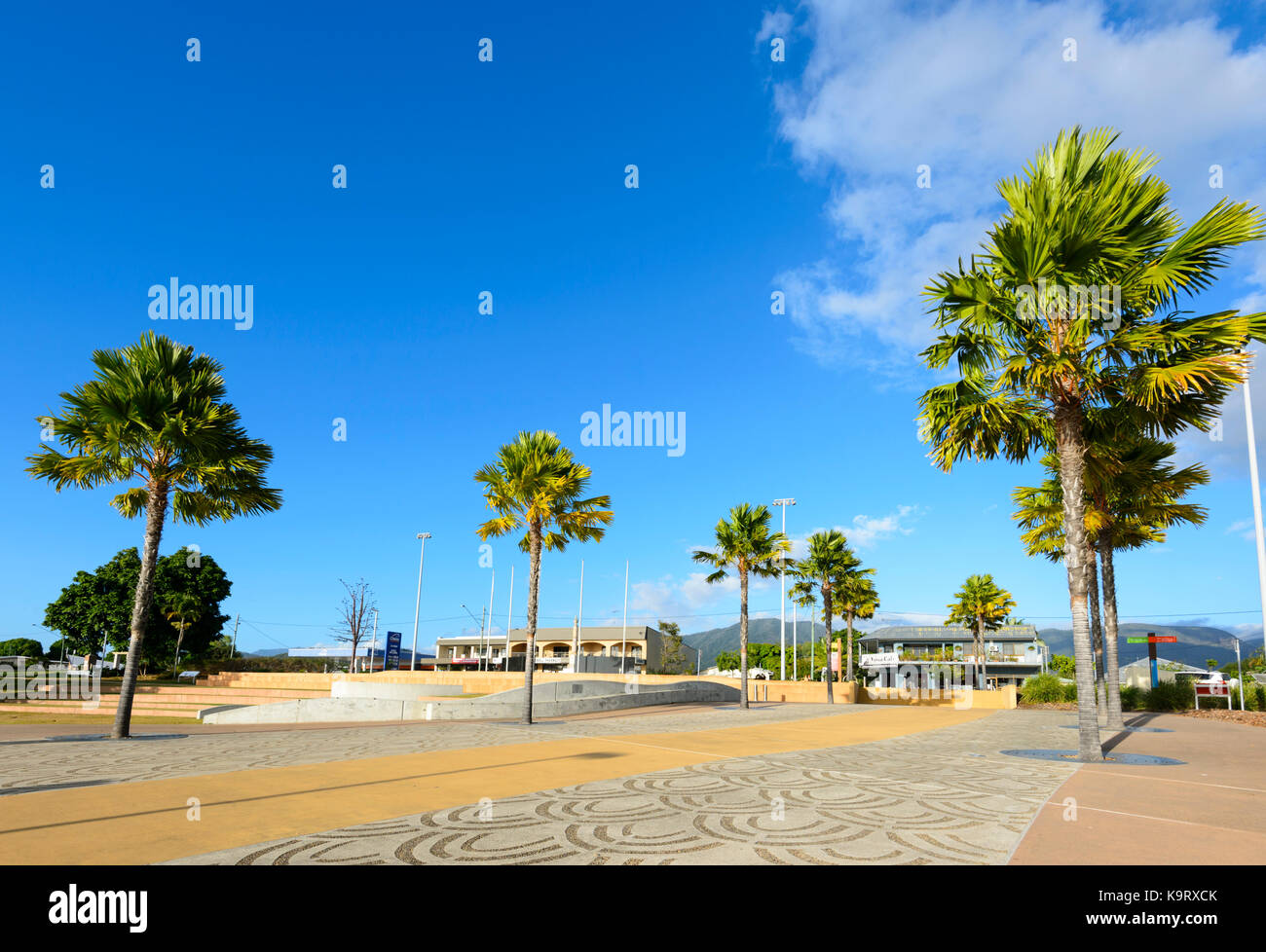 View of Cardwell waterfront, Far North Queensland, FNQ, QLD, Australia ...