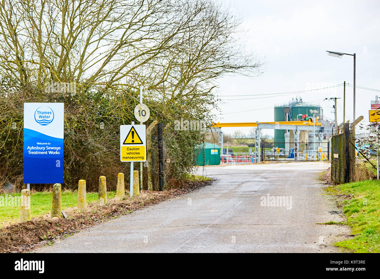 General view of Thames Water Sewage Treatment Works in Aylesbury Stock ...