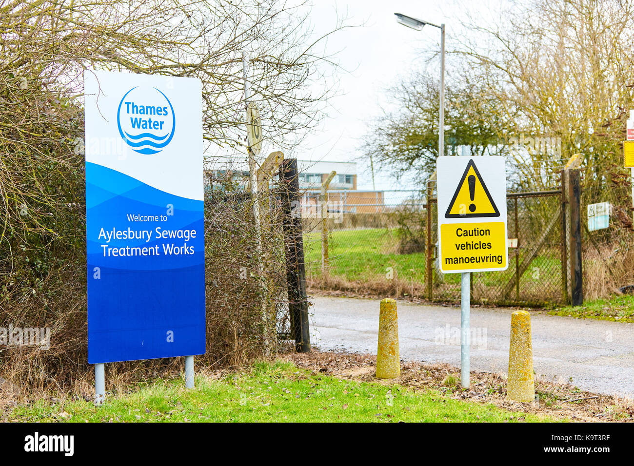 General view of Thames Water Sewage Treatment Works in Aylesbury Stock ...