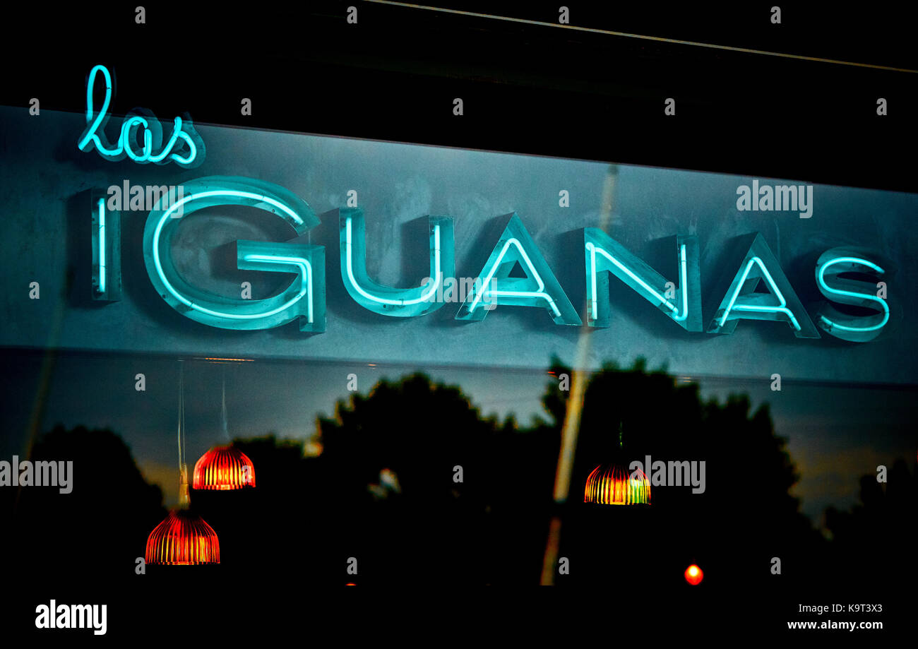 Las iguanas restaurant sign hi-res stock photography and images - Alamy