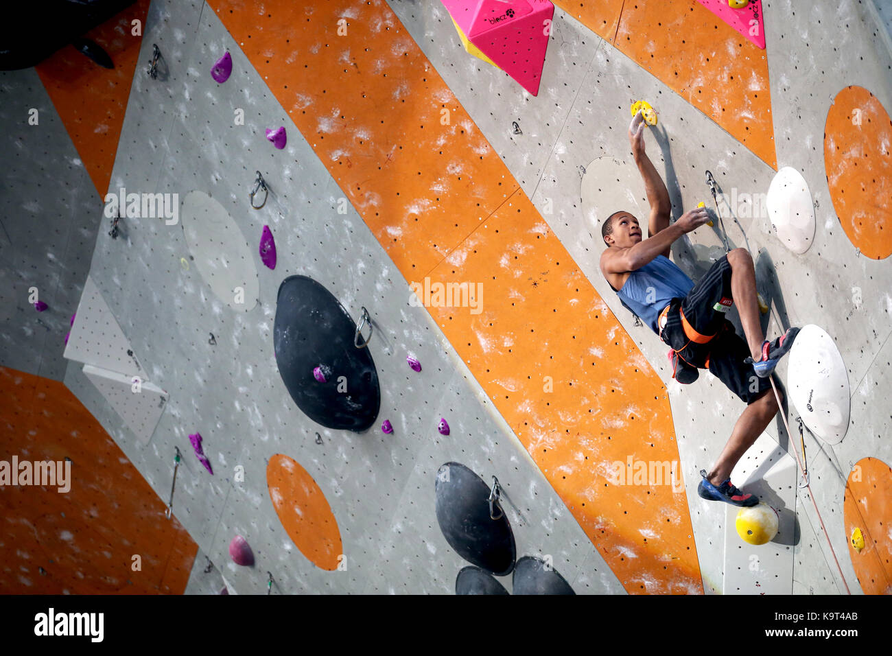 Usas kai lightner climbs hi-res stock photography and images - Alamy