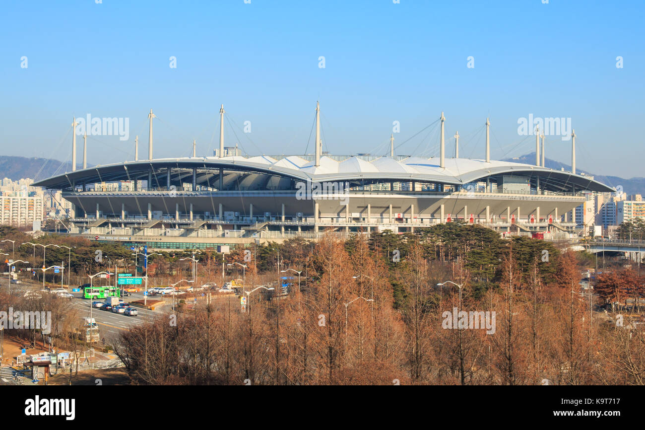 Sangam stadium and seoul hi-res stock photography and images - Alamy