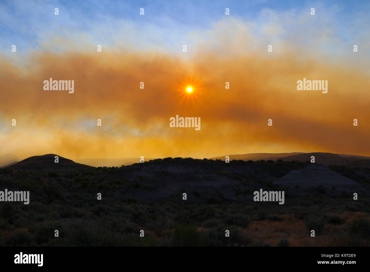 Wildfire smoke nevada hi-res stock photography and images - Alamy