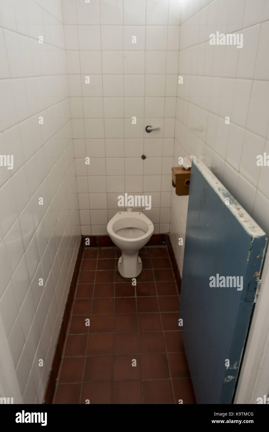 Prison bathroom hi-res stock photography and images - Alamy