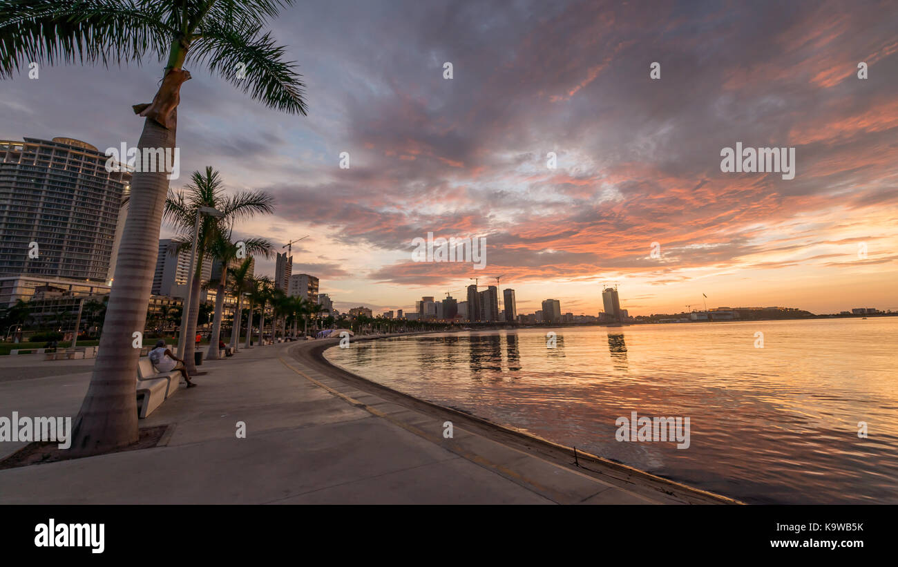 Cidade de luanda hi-res stock photography and images - Alamy
