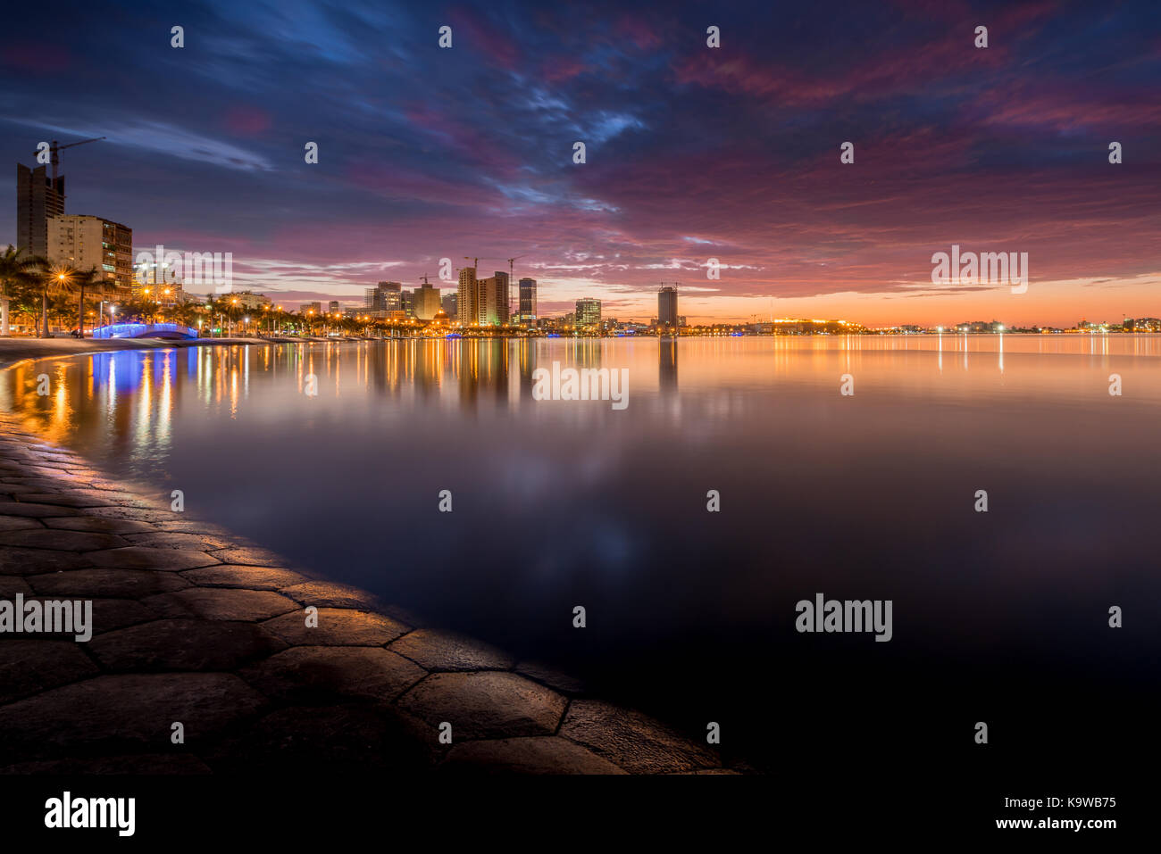 Cidade de luanda hi-res stock photography and images - Alamy