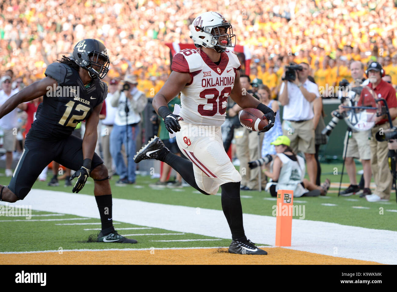 Waco, Texas, USA. 23rd Sep, 2017. Oklahoma Sooners fullback Dimitri ...