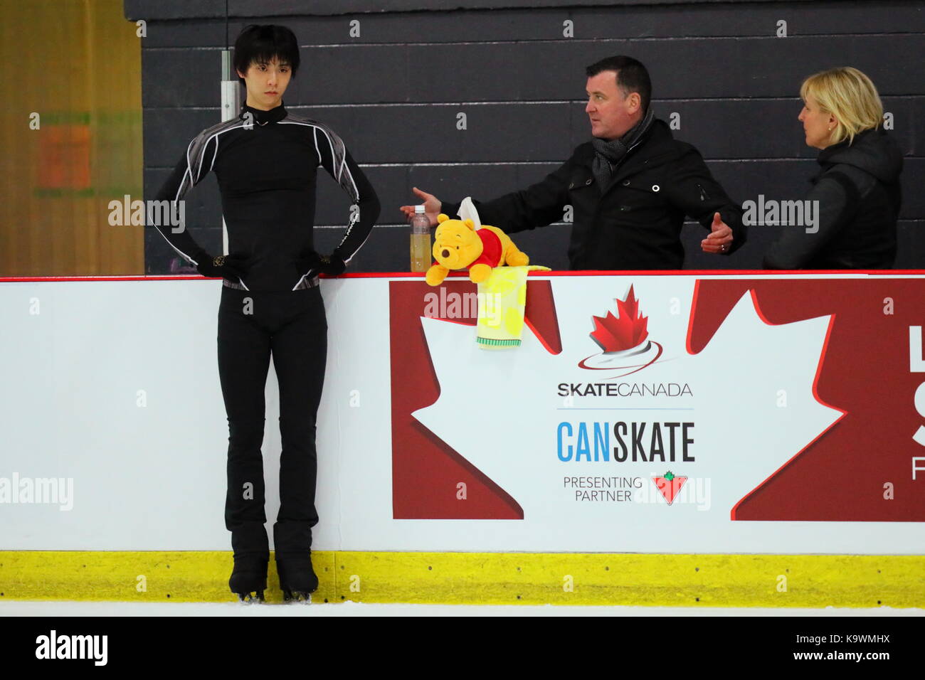 Sportplexe Pierrefonds, Montreal, Canada. 22nd Sep, 2017. (L-R) Yuzuru ...