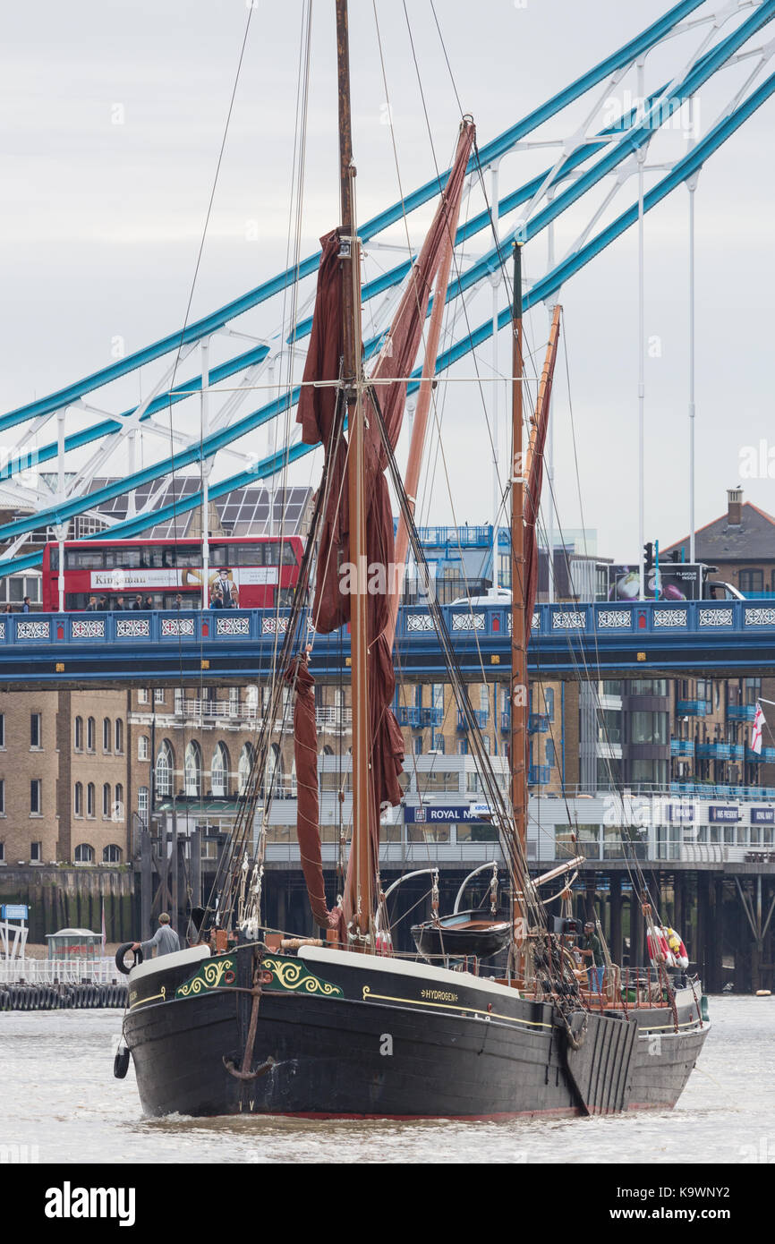 Old sailing barge hi-res stock photography and images - Alamy
