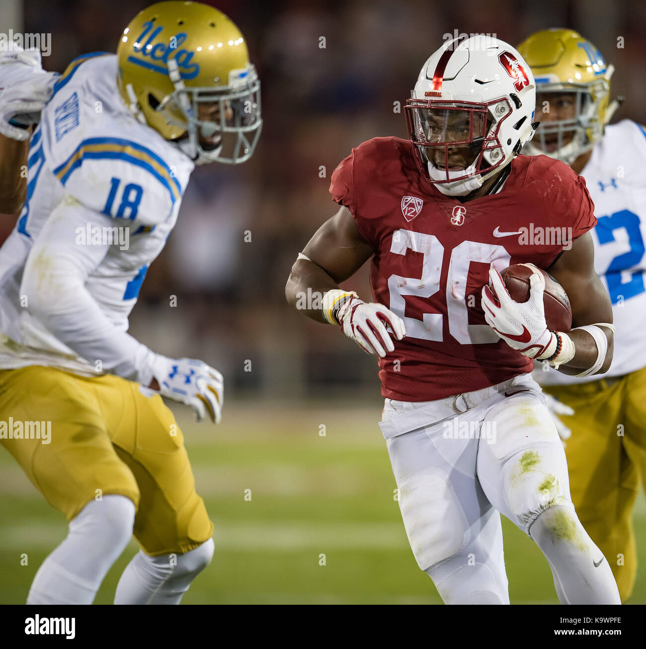 Stanford, California, USA. 23rd Sep, 2017. Stanford Cardinal running ...