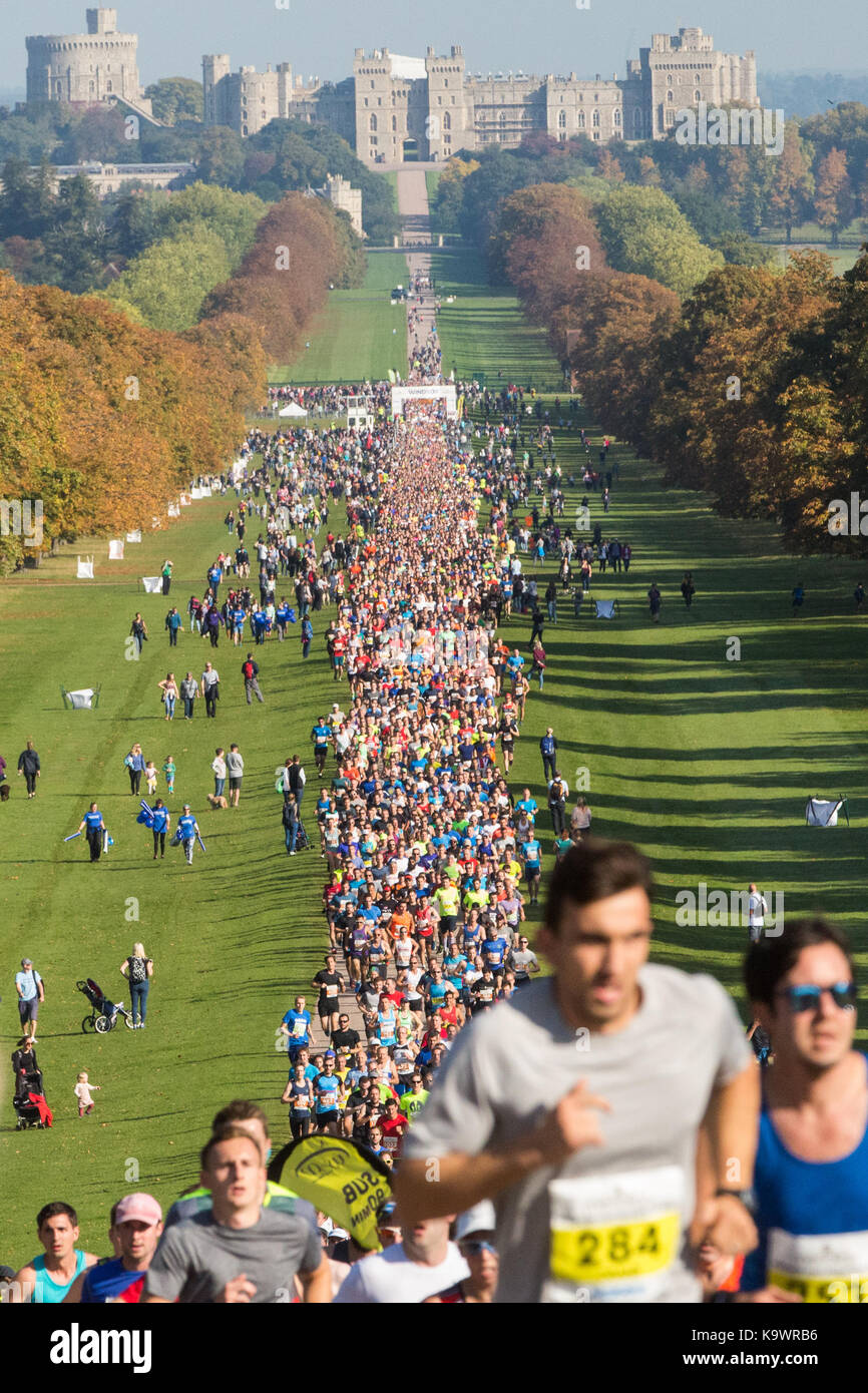 Windsor half marathon hi-res stock photography and images - Alamy