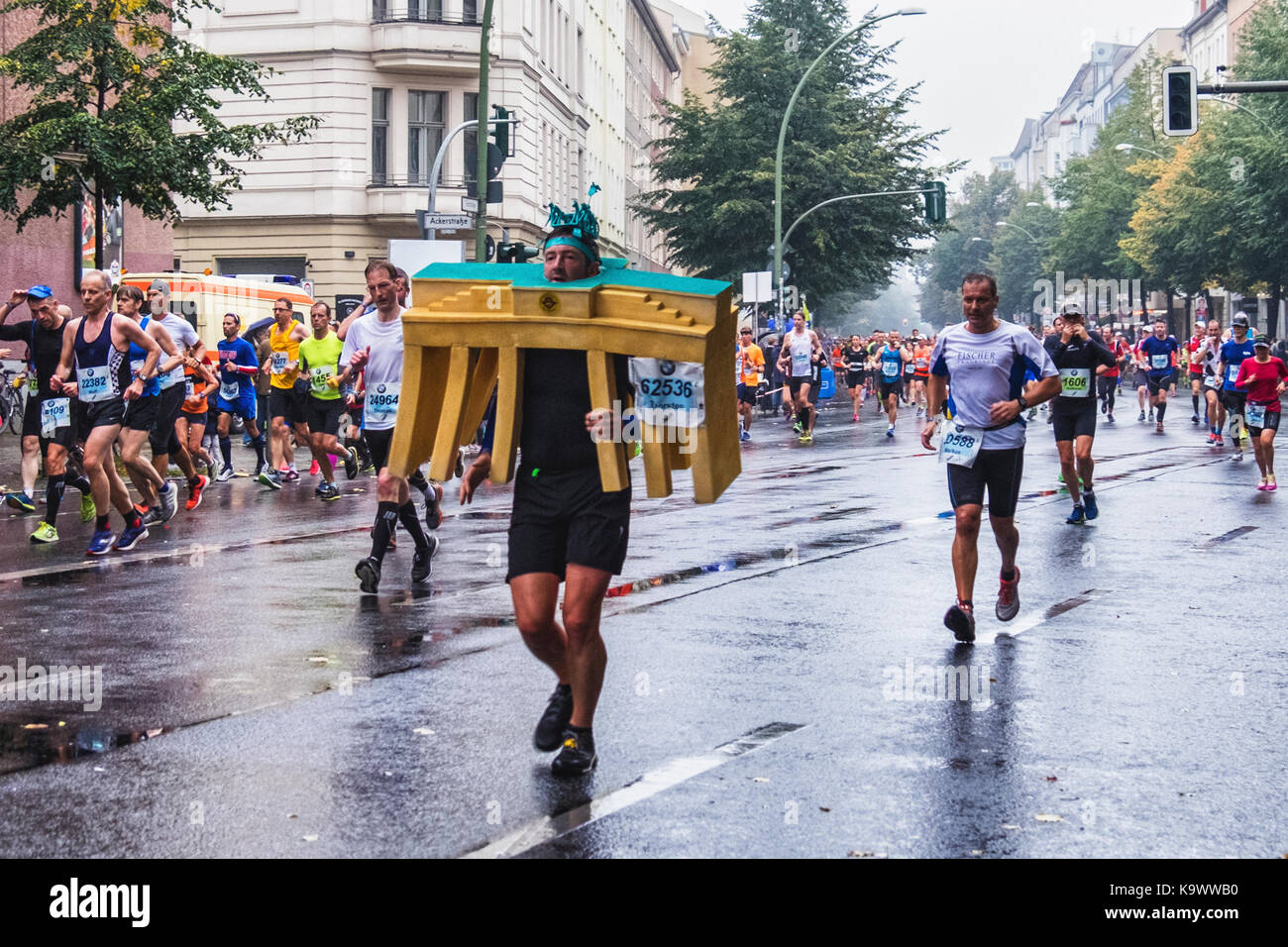 Berlin, Germany, 24th September, 2017. Athletes competing in the Berlin ...