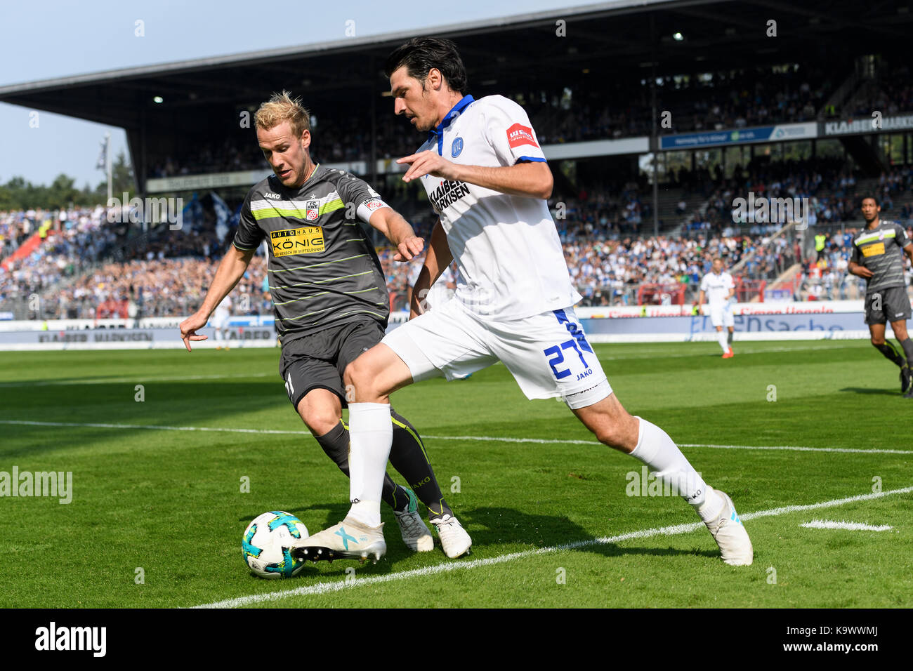 Karlsruhe, Deutschland. 24th Sep, 2017. Dominik Stroh-Engel (KSC) im ...