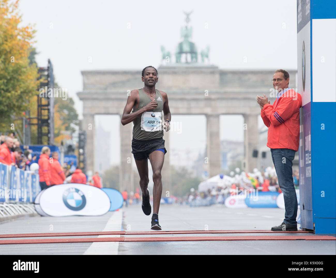 Guye adola hi-res stock photography and images - Alamy