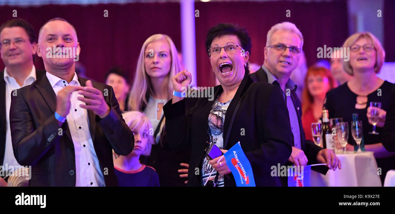 Erfurt, Germany. 24th Sep, 2017. Guests at an Alternative fuer ...