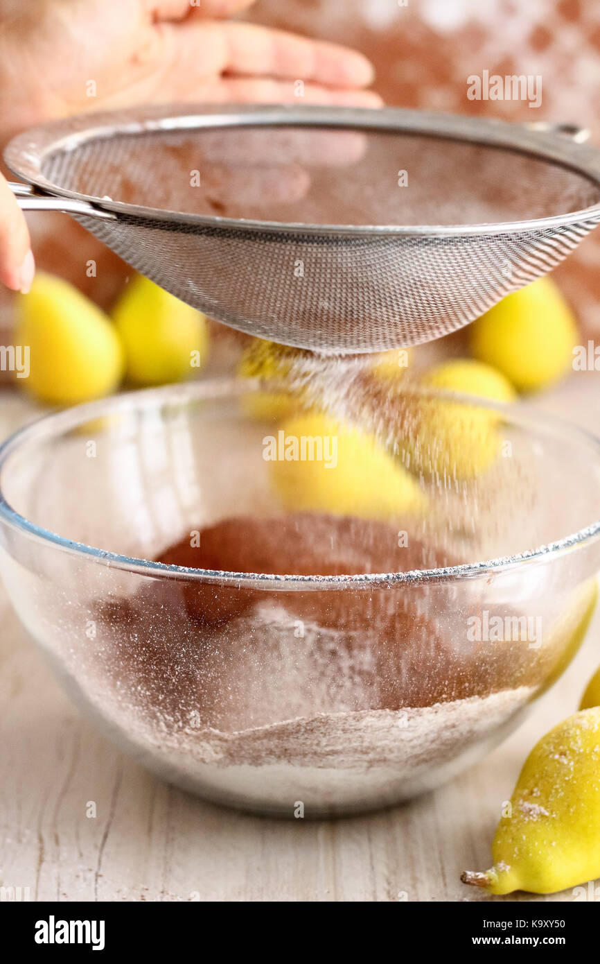 At home baker hi-res stock photography and images - Alamy