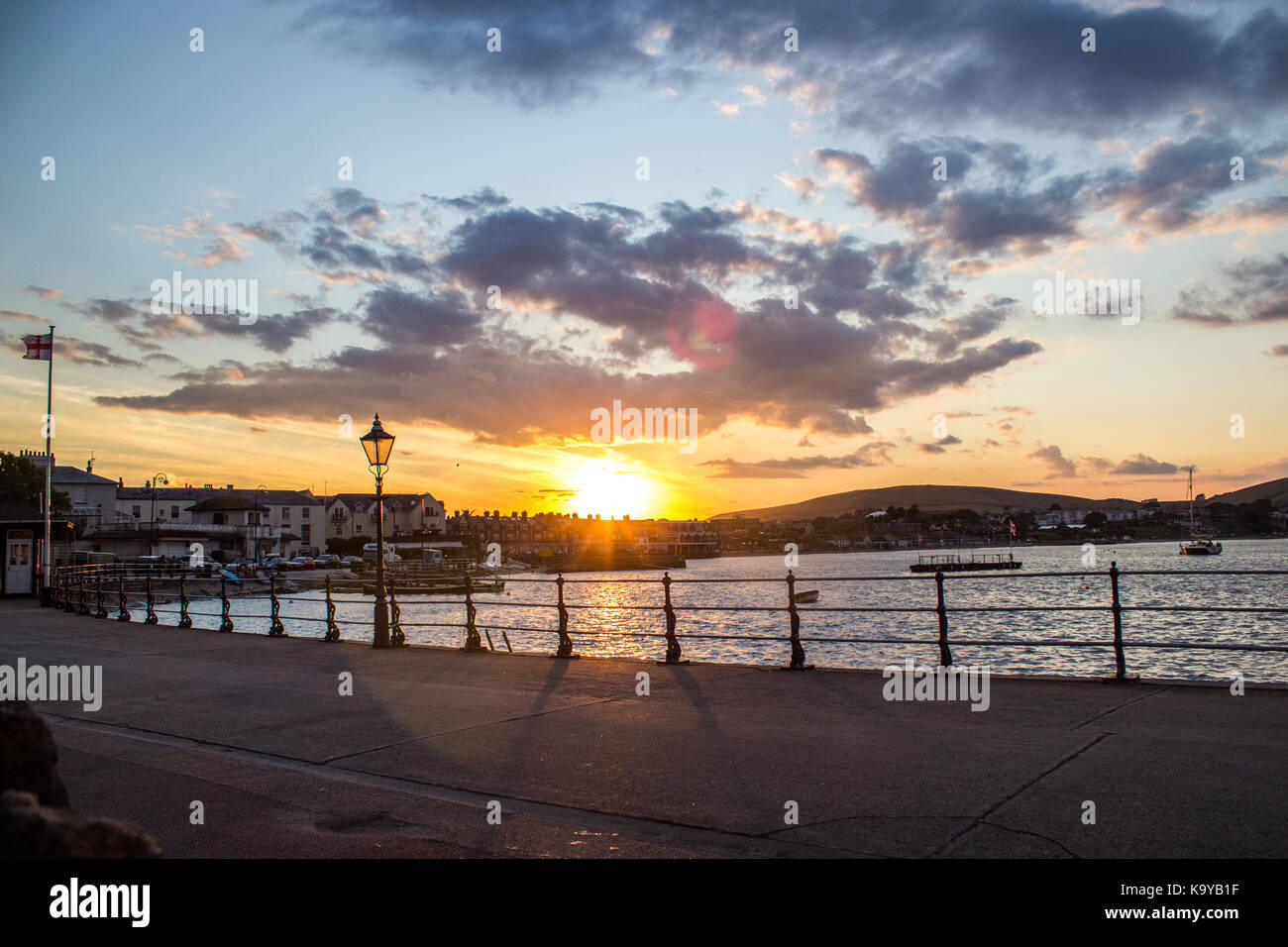 Lovely seaside town hi-res stock photography and images - Alamy