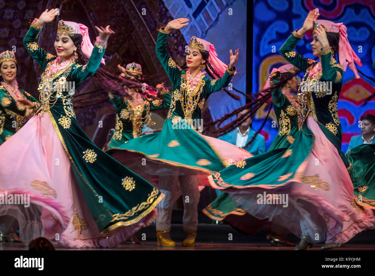 Portrait Uzbek Woman Uzbekistan High Resolution Stock Photography and ...