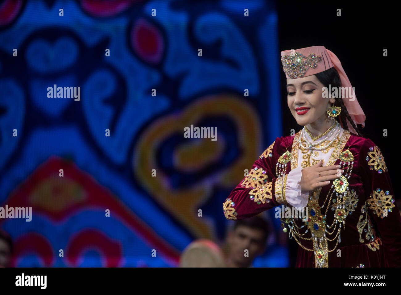 Uzbek girls hi-res stock photography and images - Alamy
