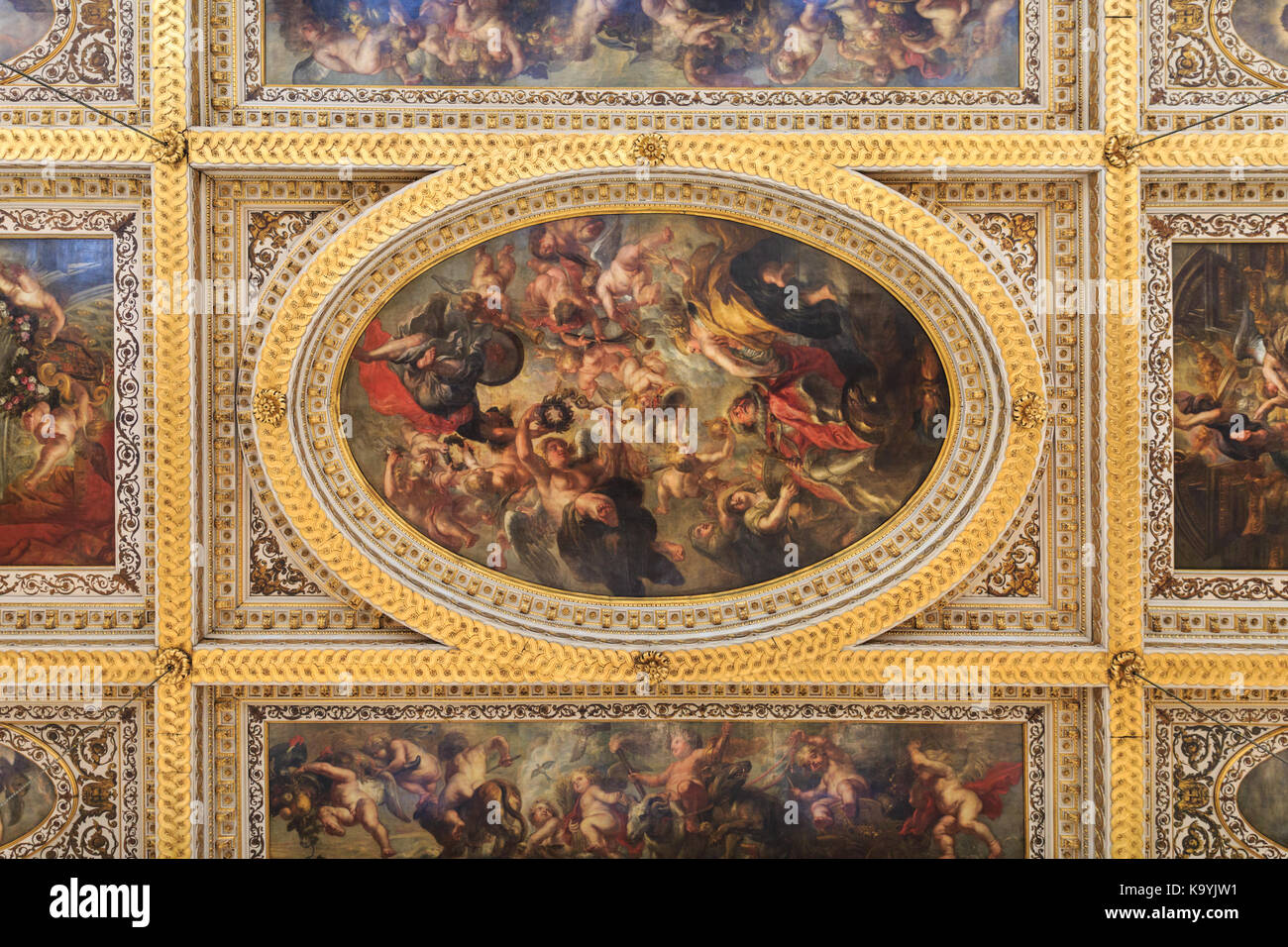 Banqueting Hall,view up to ceiling by Peter Paul Rubens, Palladian ...