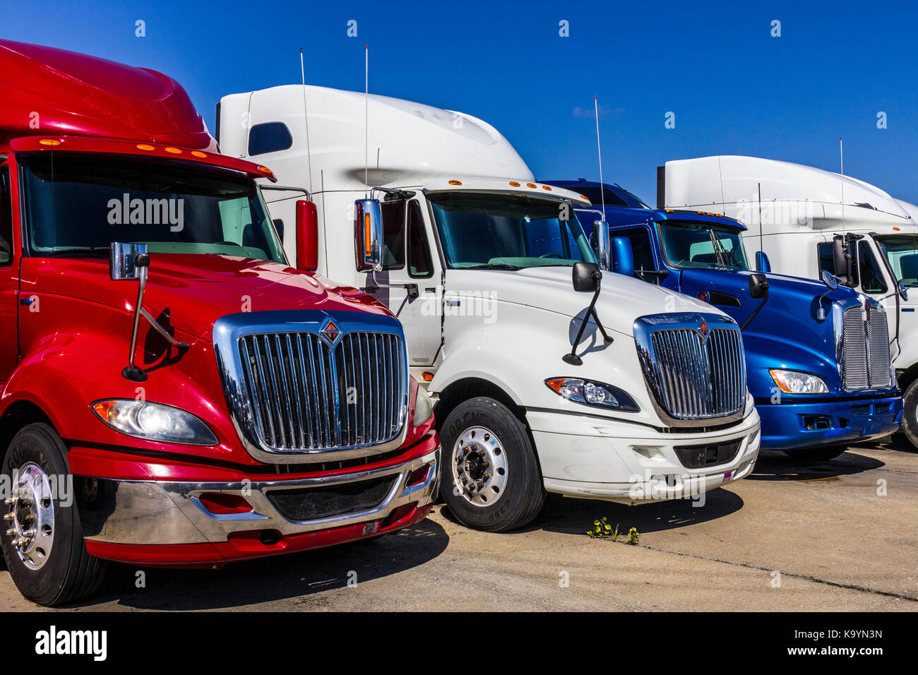Indianapolis - Circa September 2017: Colorful Red, White and Blue Semi ...