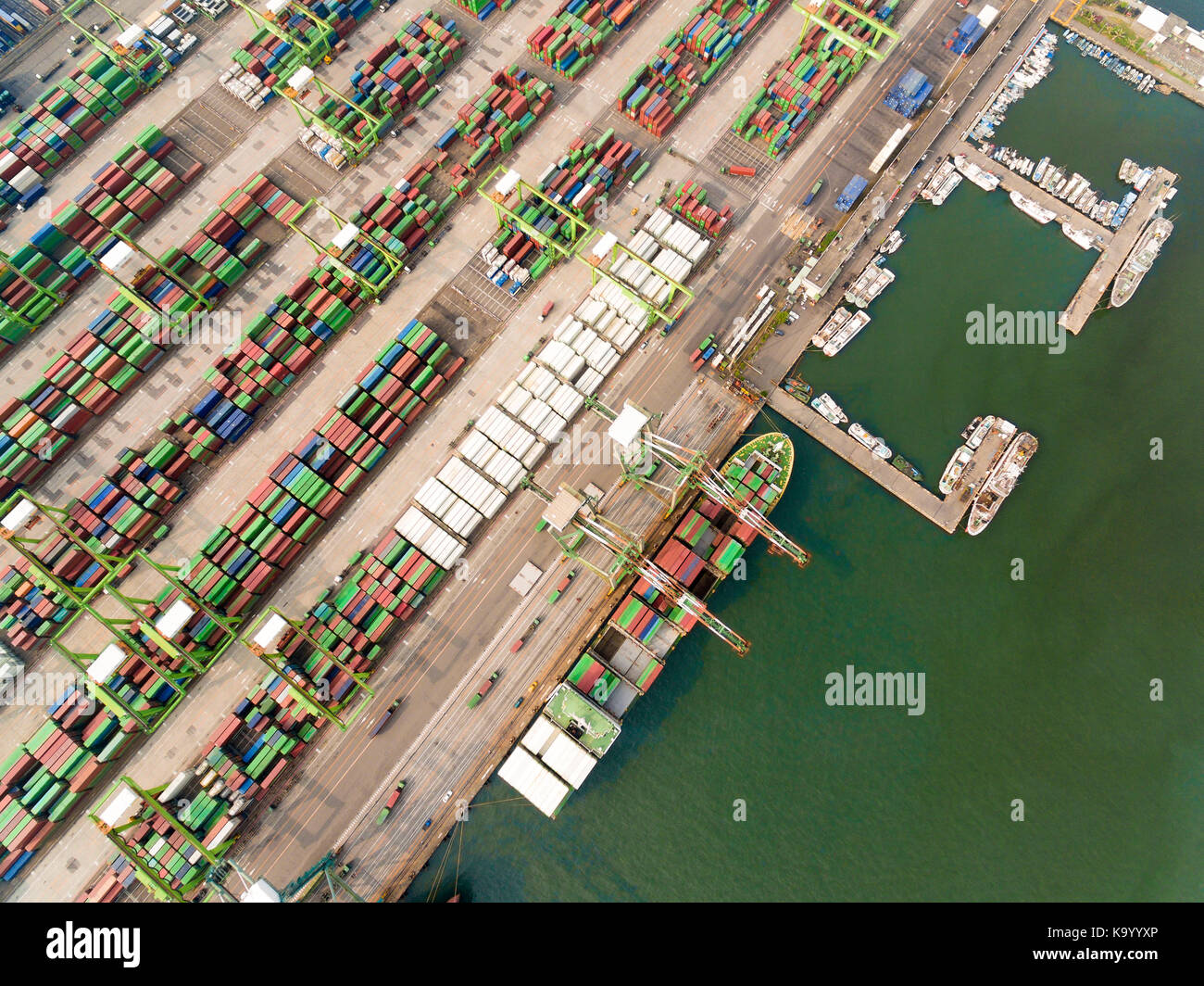 Cargo dock hi-res stock photography and images - Alamy