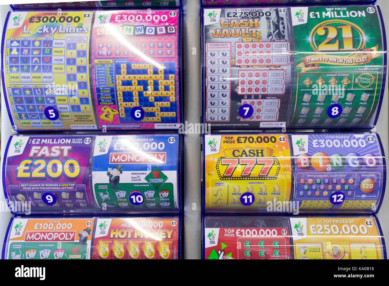 Scratchcards hi-res stock photography and images - Alamy
