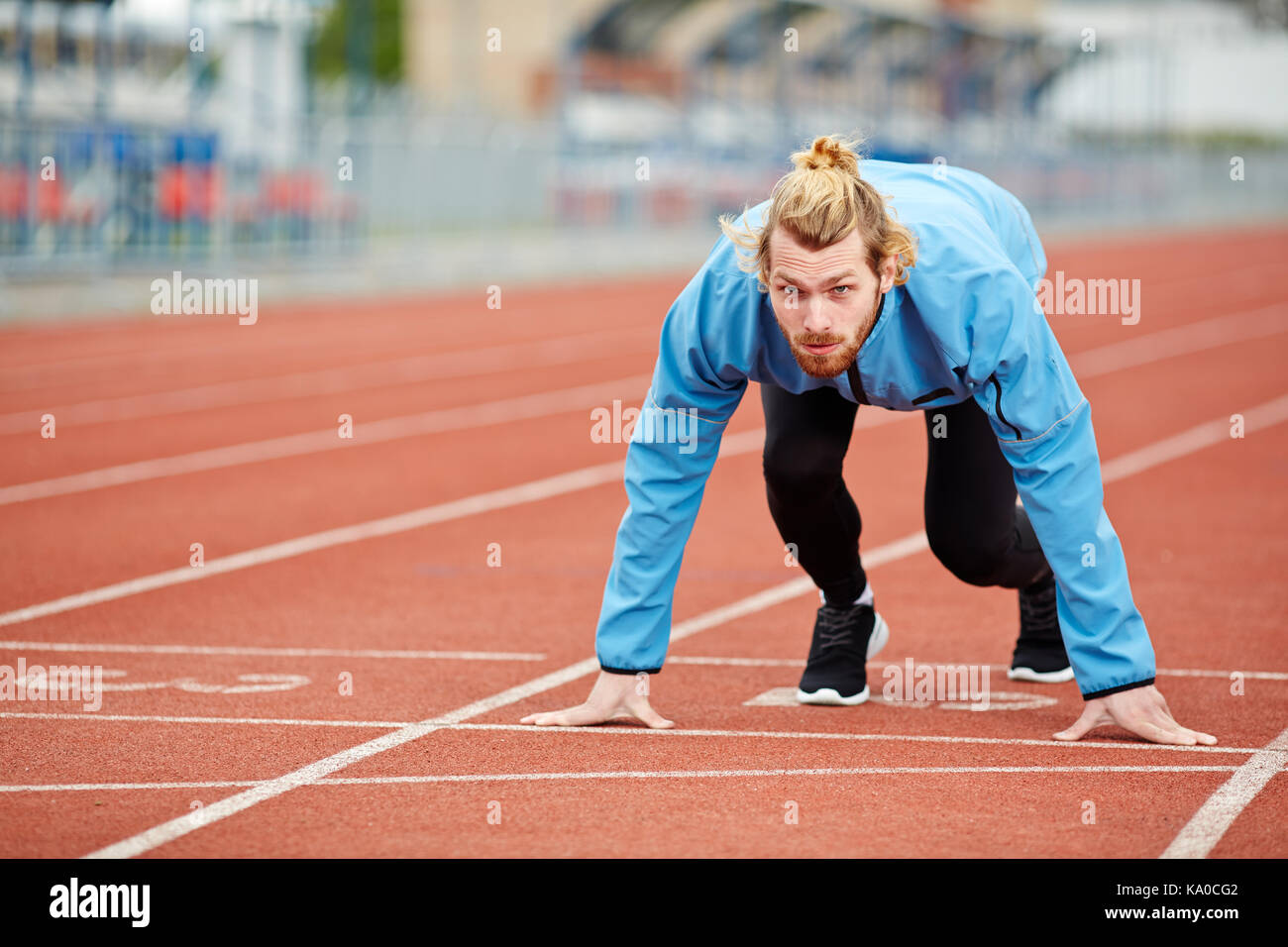 Marathon race start point hi-res stock photography and images - Alamy