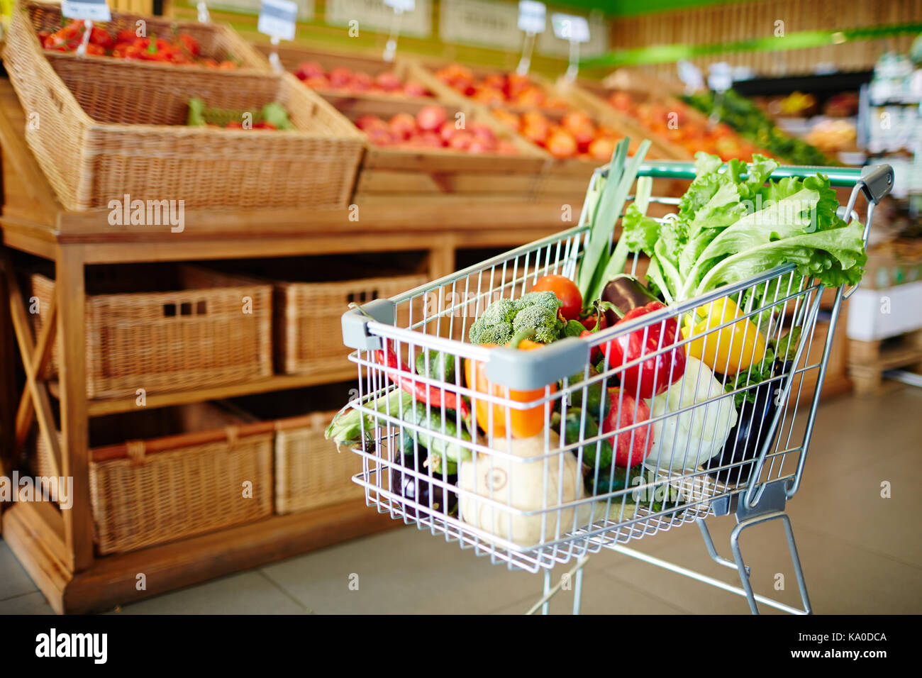 Fresh vegetable farming hi-res stock photography and images - Alamy